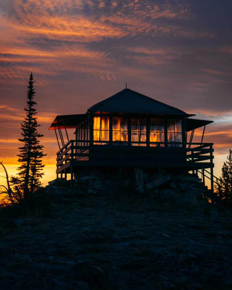 The Best Fire Lookout Hikes in Washington: History, Views & Overnight ...