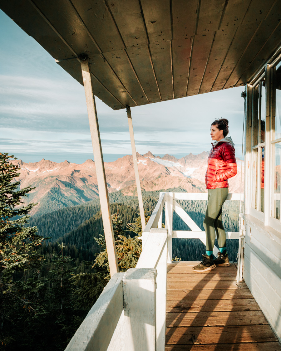 The Best Fire Lookout Hikes in Washington: History, Views & Overnight ...