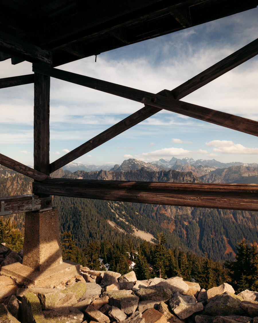 The Best Fire Lookout Hikes in Washington: History, Views & Overnight ...