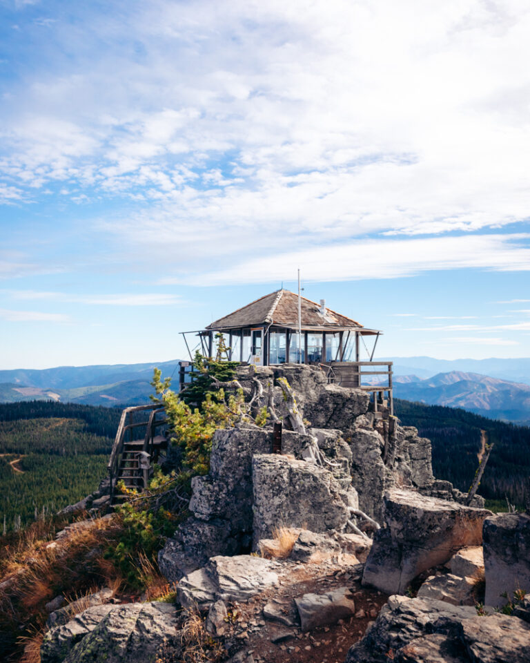 The Best Fire Lookout Hikes in Washington: History, Views & Overnight ...